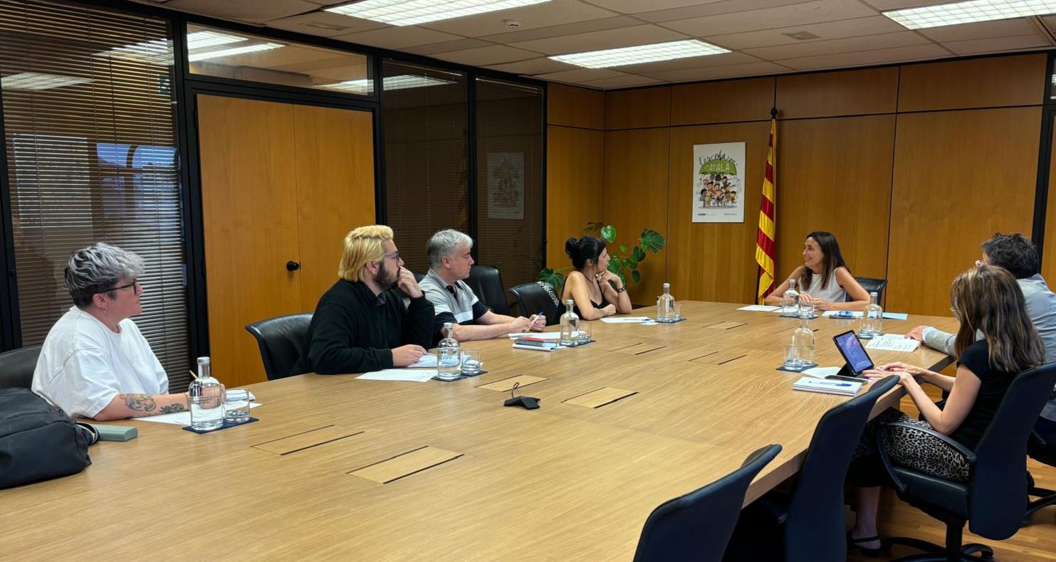 USTEC·STEs (IAC) reclamem a la nova consellera que anunciï millores en ...